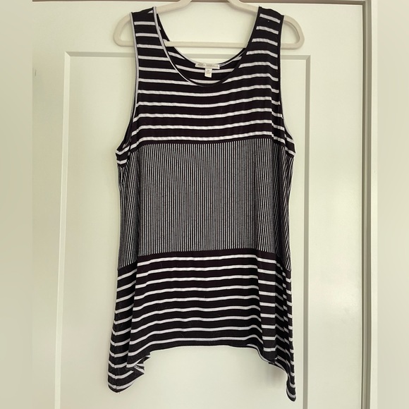 Maria Gabrielle | Tops | Maria Gabrielle Bw Stripe Tunic Tank | Poshmark